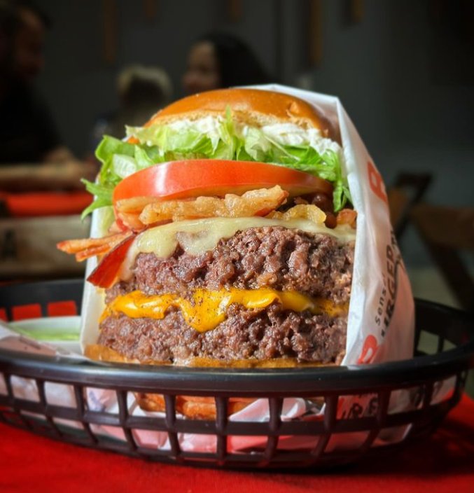 Da Faixa Preta ao Hambúrguer Apetitoso: A História da Sensei Burguer ...
