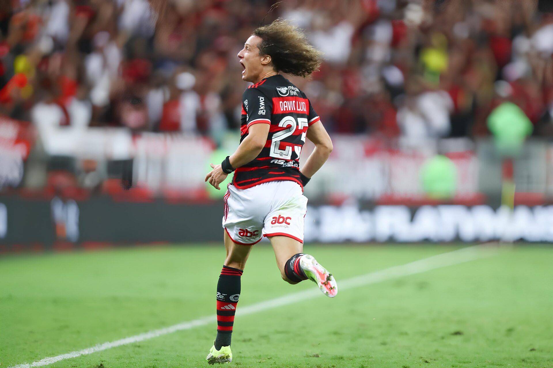 David Luiz se despede oficialmente do Flamengo; vídeo - O Matogrossense